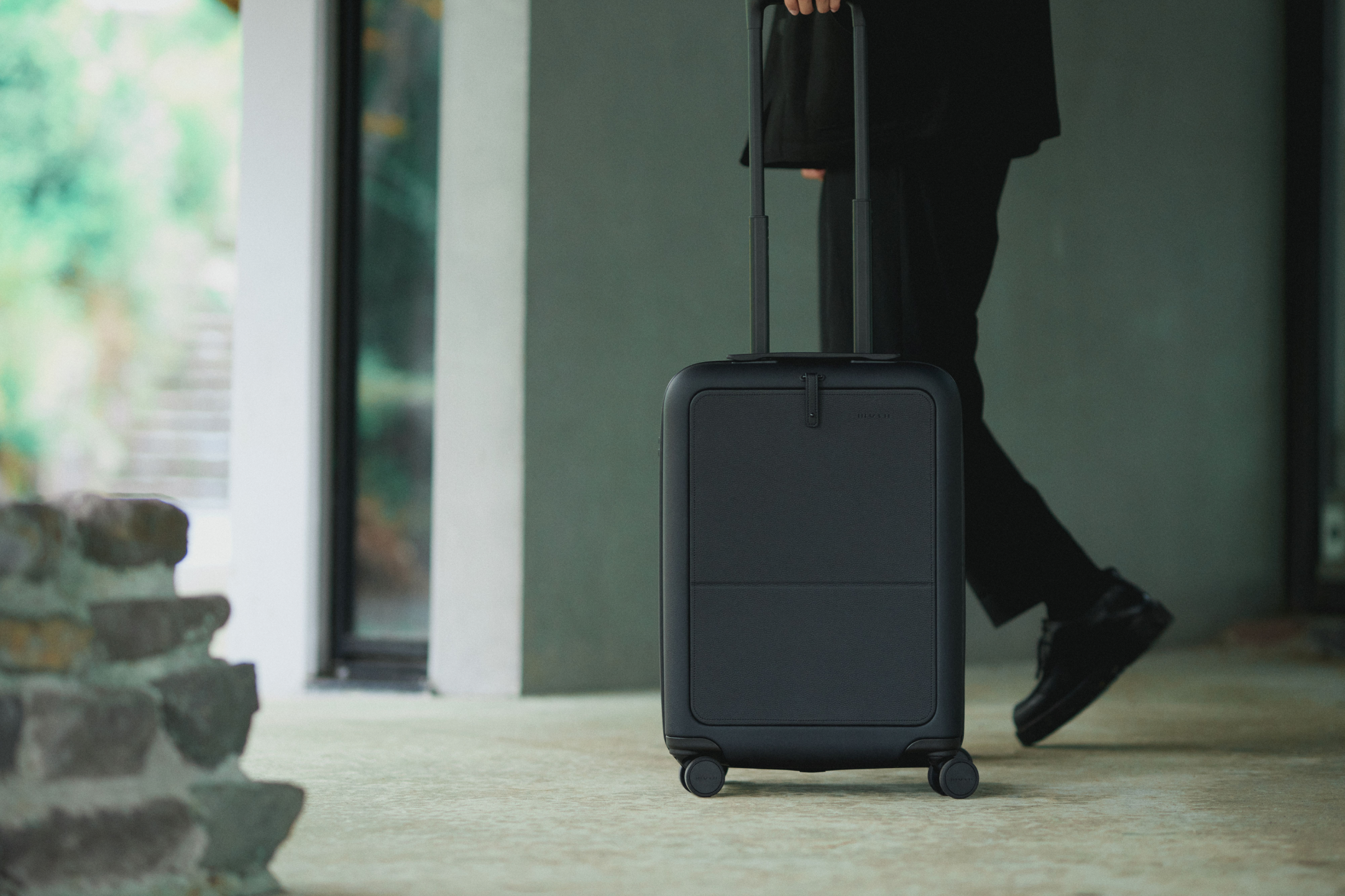[Domestic flights] Baggage and souvenirs that can be brought on board ...